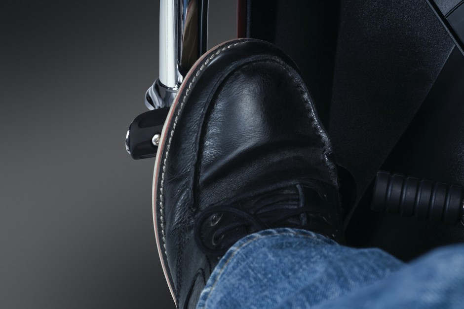 Victory Toe Rest Cruise Pegs 1 1/4 inch Highway Bars Victory Motorcycle ...